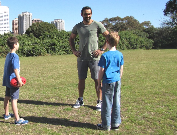 Adam Goodes gets behind road safety for kids