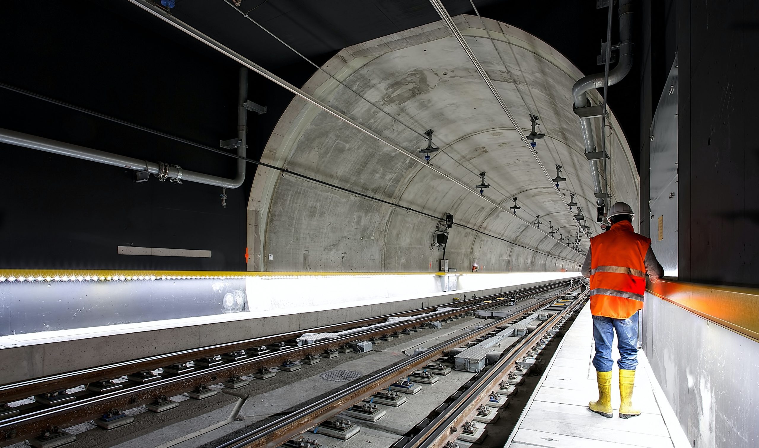 Metro tunnel backing jobs and launching careers