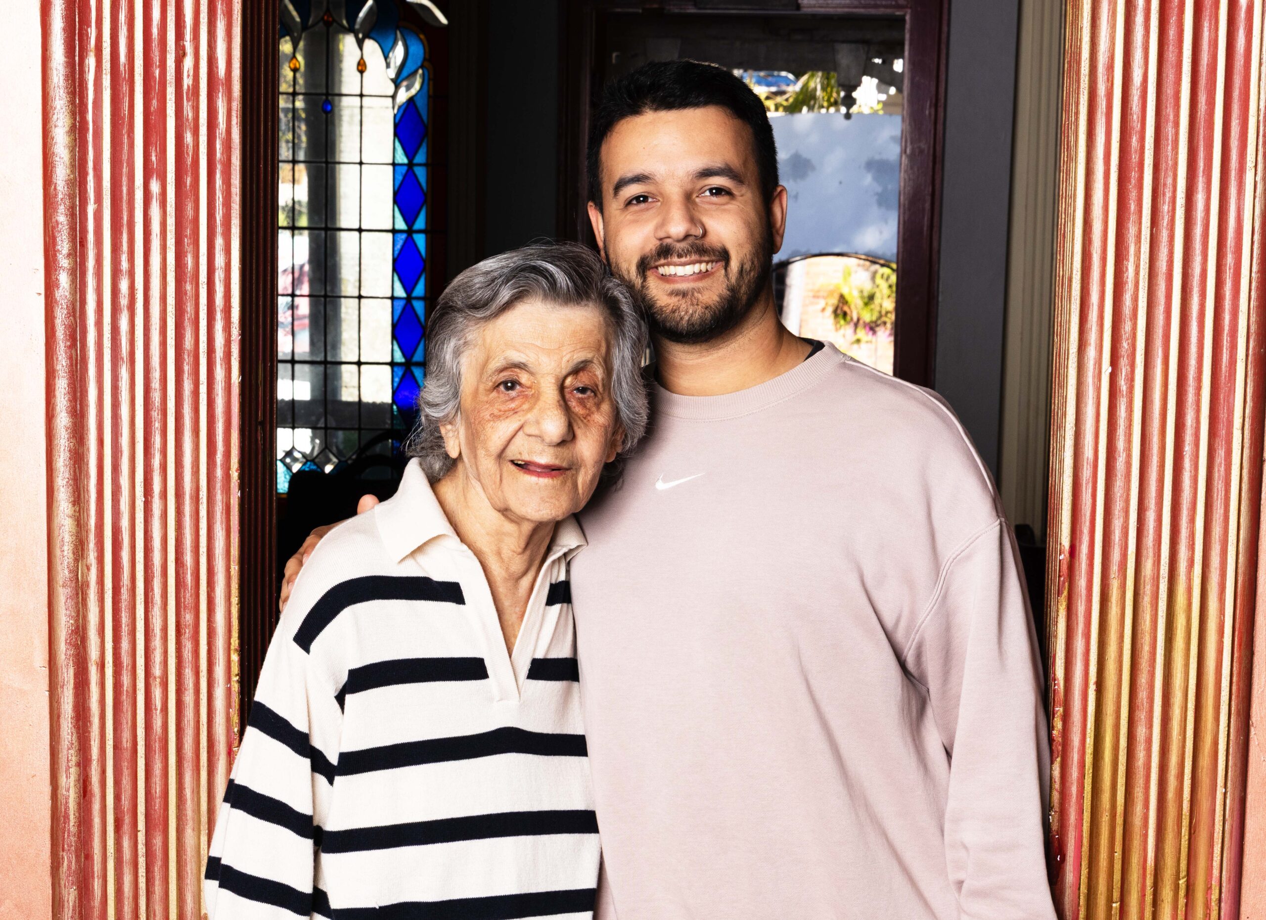 Mehmeh’s grandson makes theatre from her chicken curry - The Indian Sun