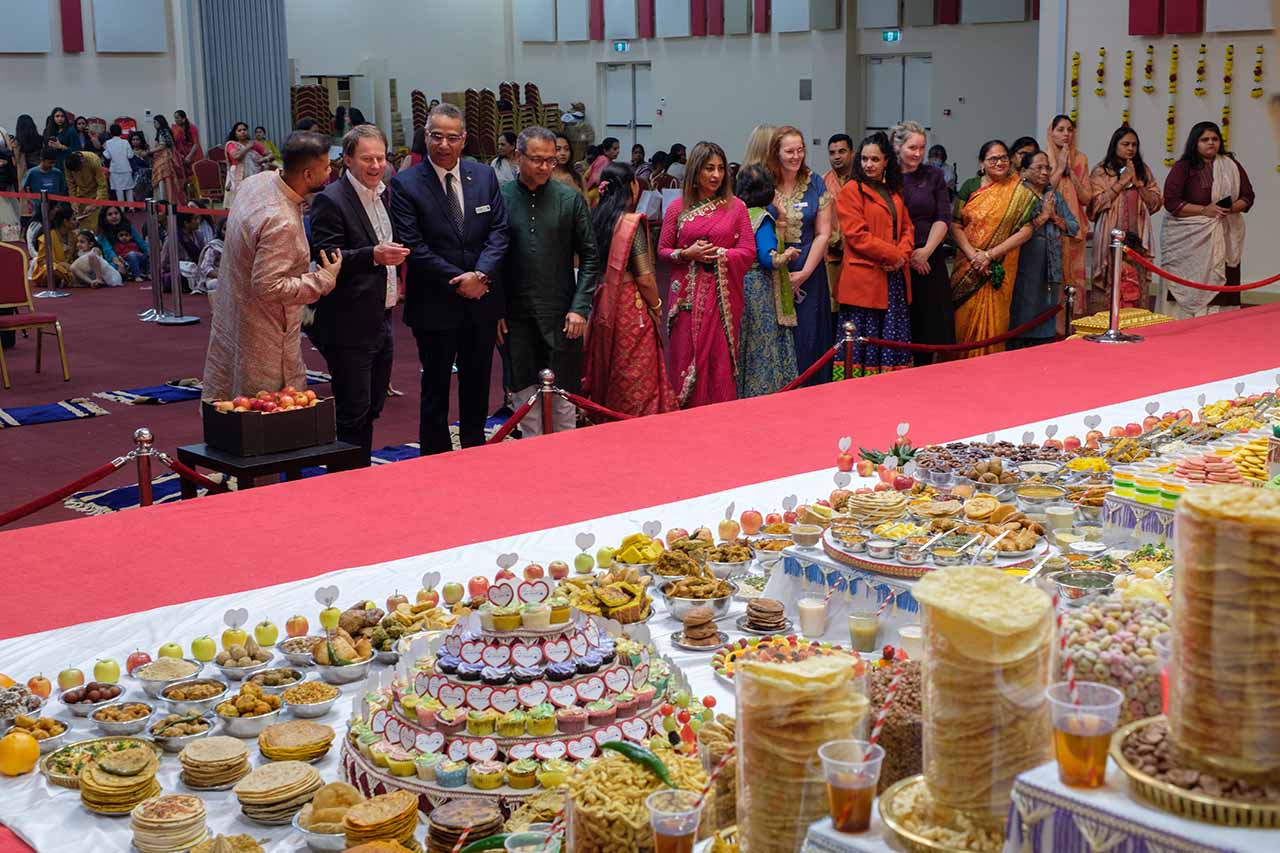 Lighting the path of unity: BAPS Diwali & Annakut celebrations in ...